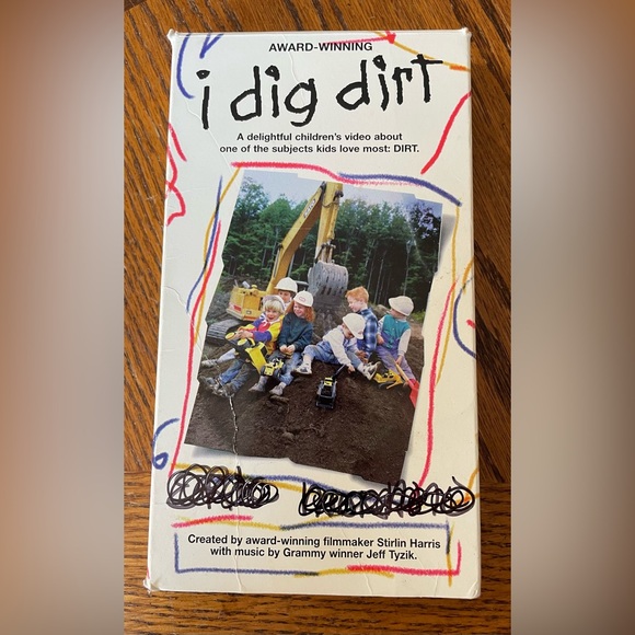 Dreams Come True | Media | Vintage I Dig Dirt Vhs 995 | Poshmark
